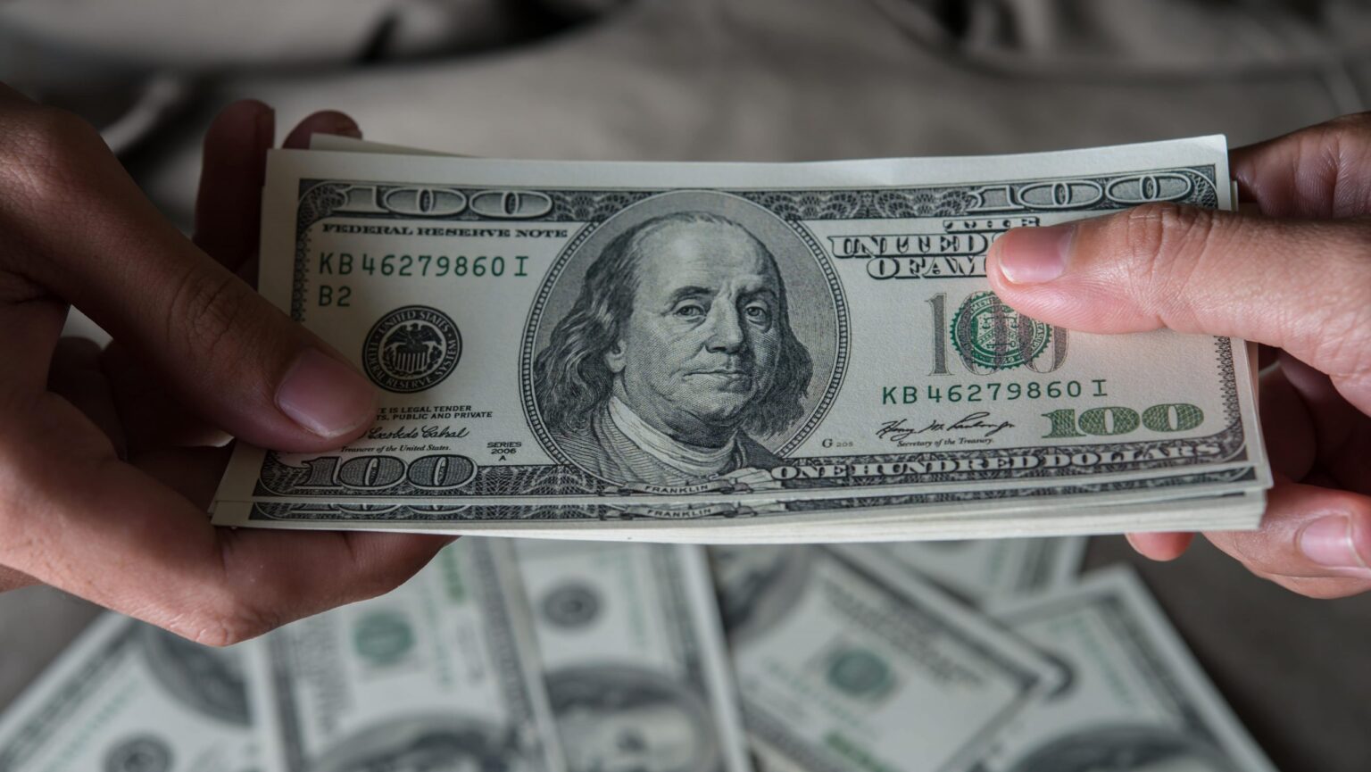 Buy US Currency at the Best Rates with Thomas Cook